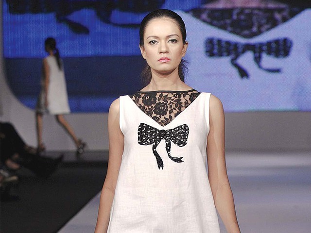 Second PFDC Sunsilk Fashion Week - Day 2 - Rewaj | Women Lifestyle